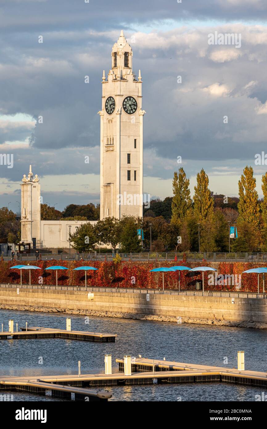 Pendulum clock tower hi-res stock photography and images - Alamy