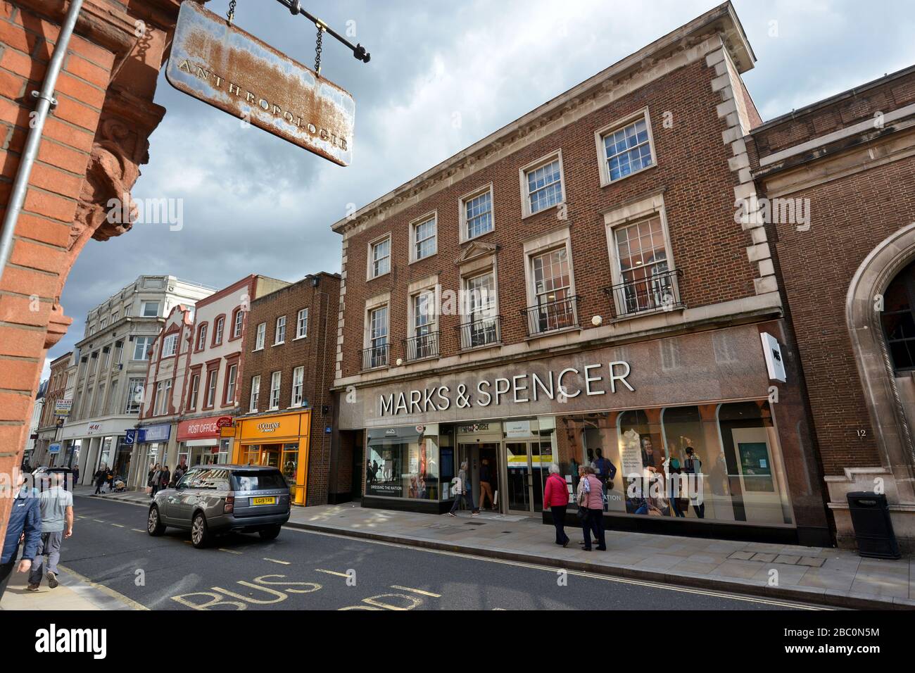 George marks hi-res stock photography and images - Alamy