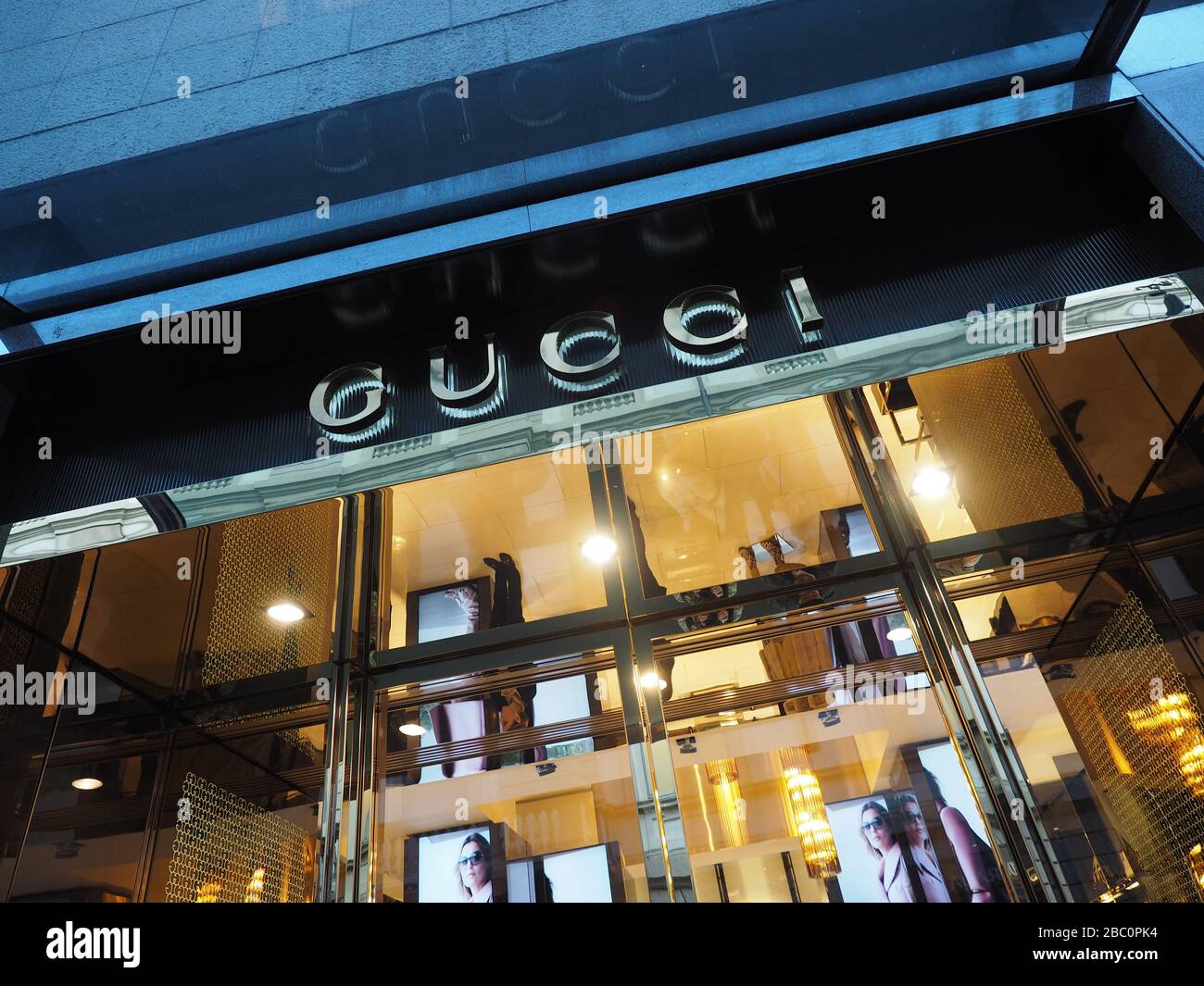 Gucci shop milan italy hi-res stock photography and images - Alamy