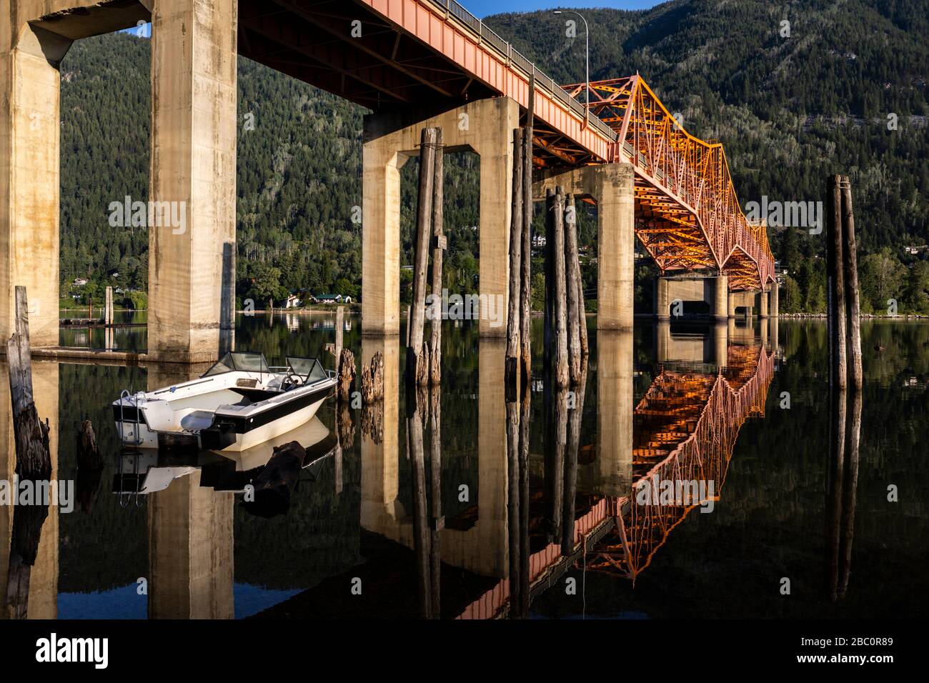 Big river crossing bridge hi-res stock photography and images - Alamy