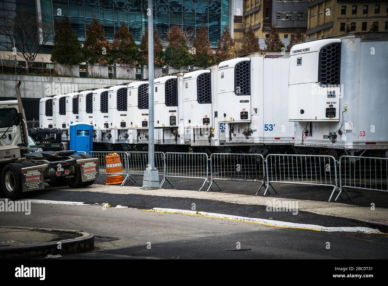 Makeshift morgue at Bellevue hospital in Manhattan where refrigerated ...