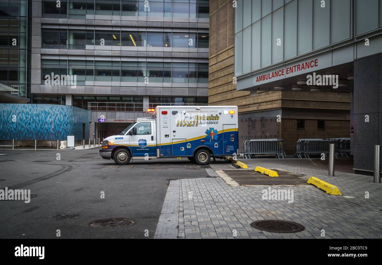 New York City, United States. 31st Mar, 2020. Makeshift morgue at ...