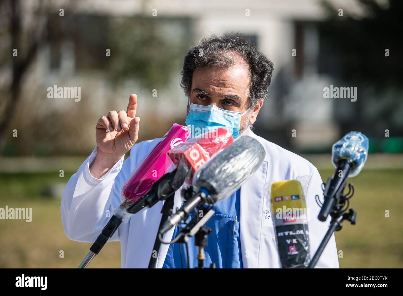 Vascular surgery hi-res stock photography and images - Alamy