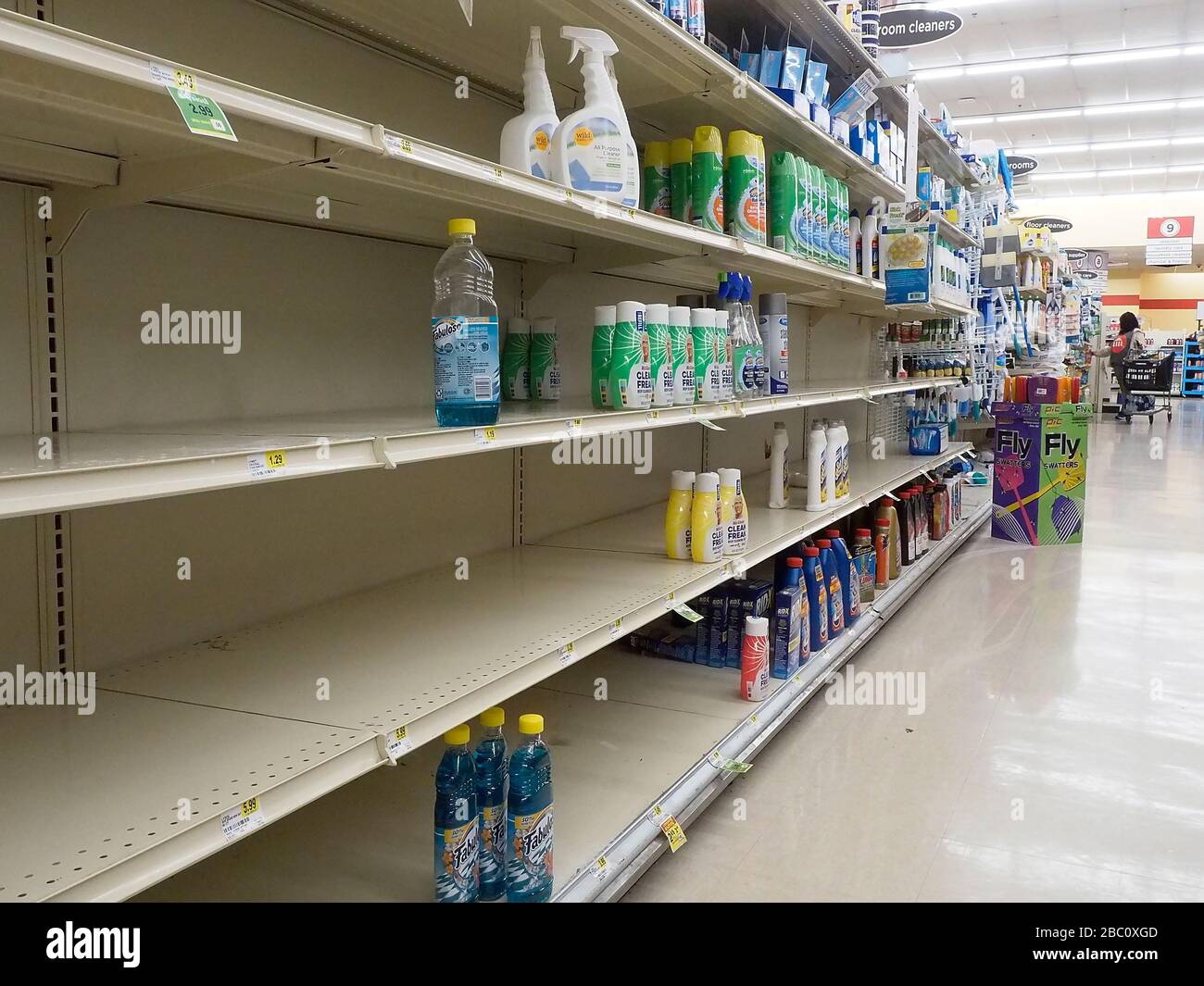 Cleaning products aisle in grocery store during Coronavirus Pandemic 2020 Stock Photo - Alamy
