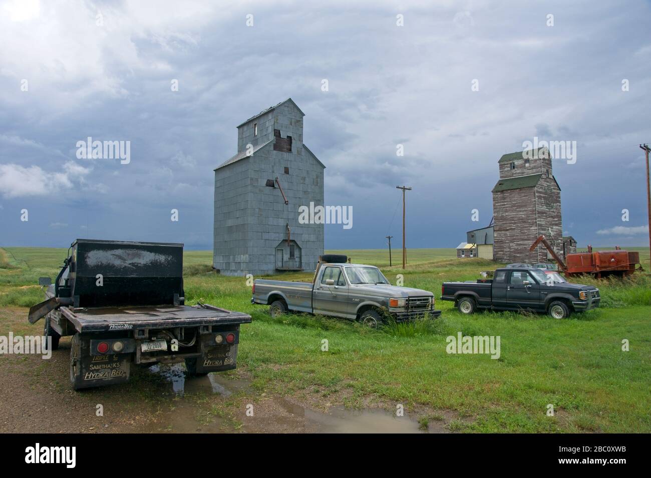 Loring USA - 8 July 2013 : Grain elevators in Loring Montana USA Stock ...