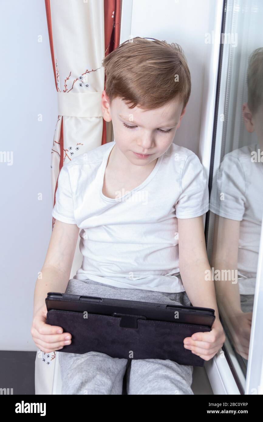 Distance learning in self-isolation mode and quarantine concept. A ...