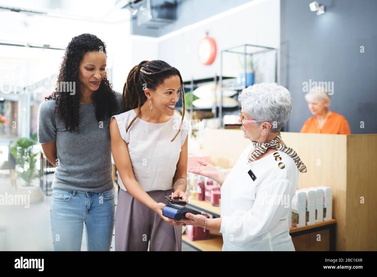 Cashier machine hi-res stock photography and images - Alamy