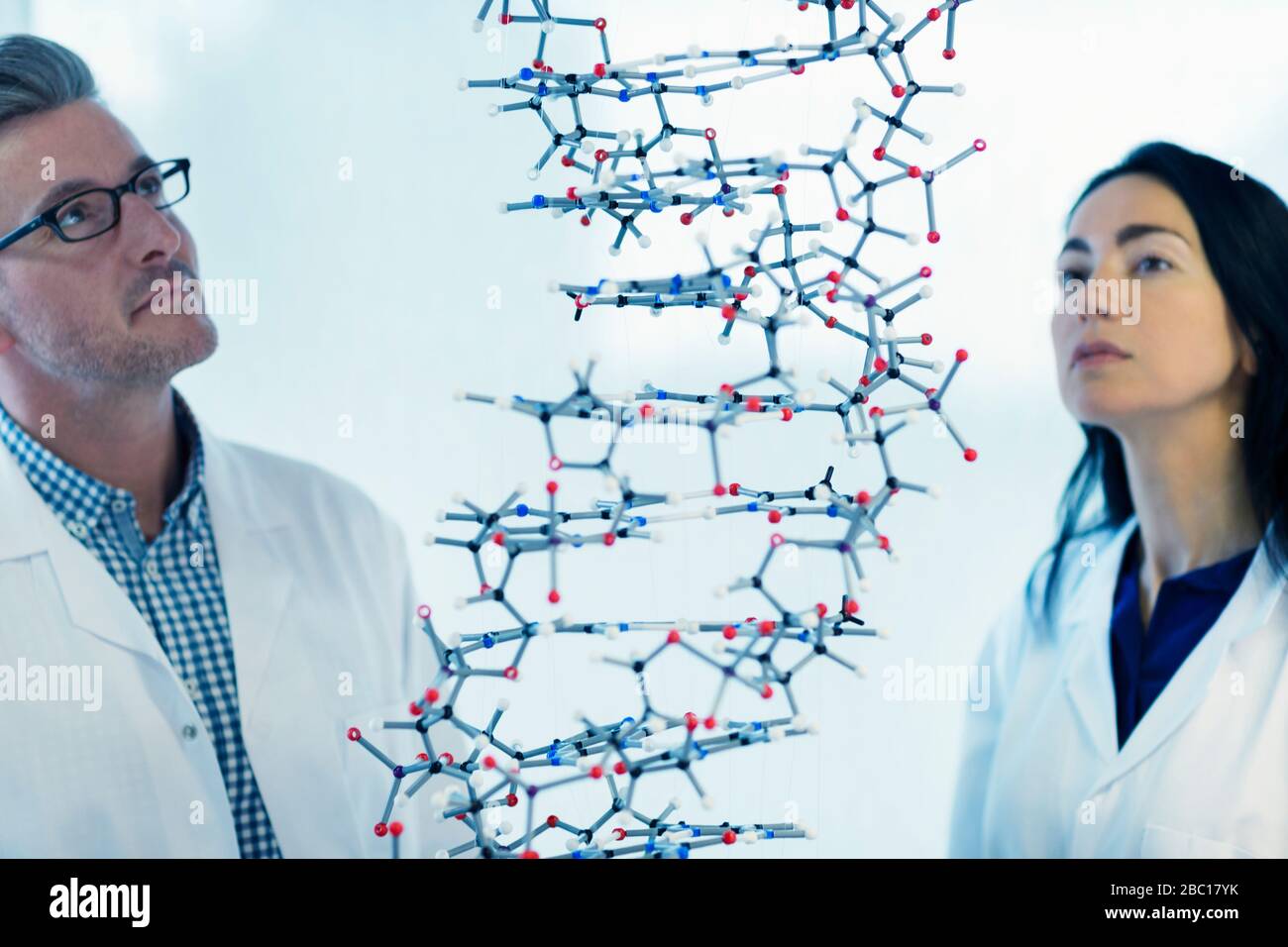 Molecule structure hi-res stock photography and images - Alamy