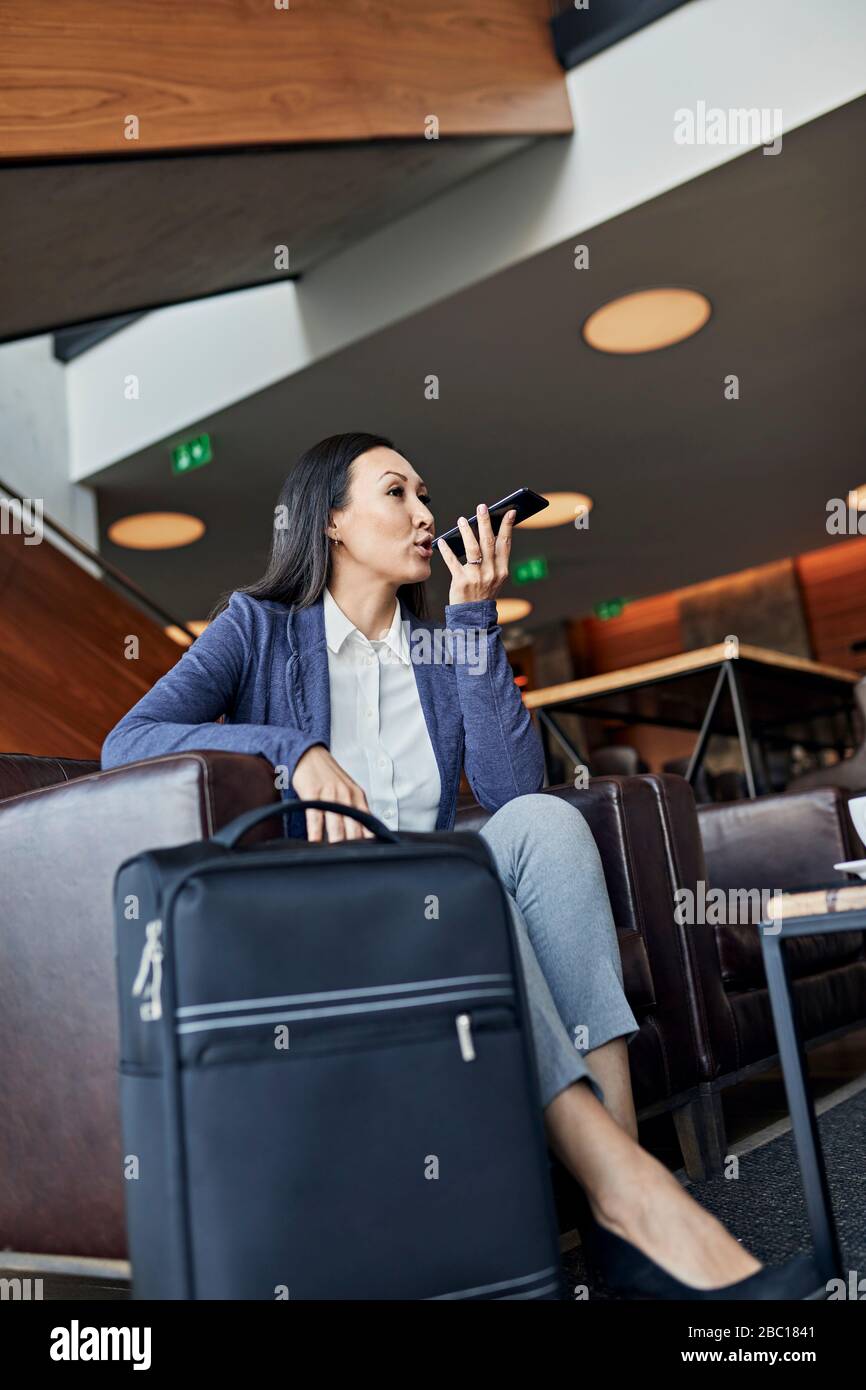 Smartphone hotel hi-res stock photography and images - Alamy