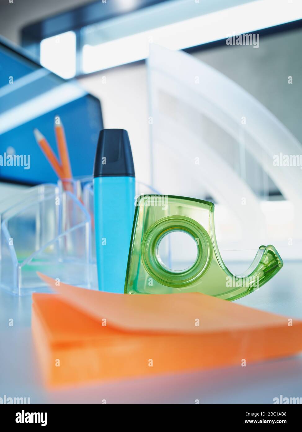 Office desk with supplies hi-res stock photography and images - Alamy