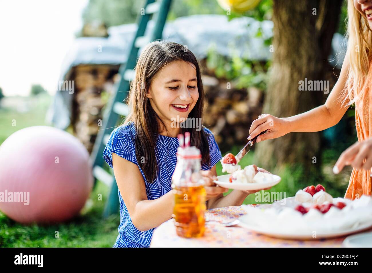 Children only birthday cake hi-res stock photography and images - Alamy