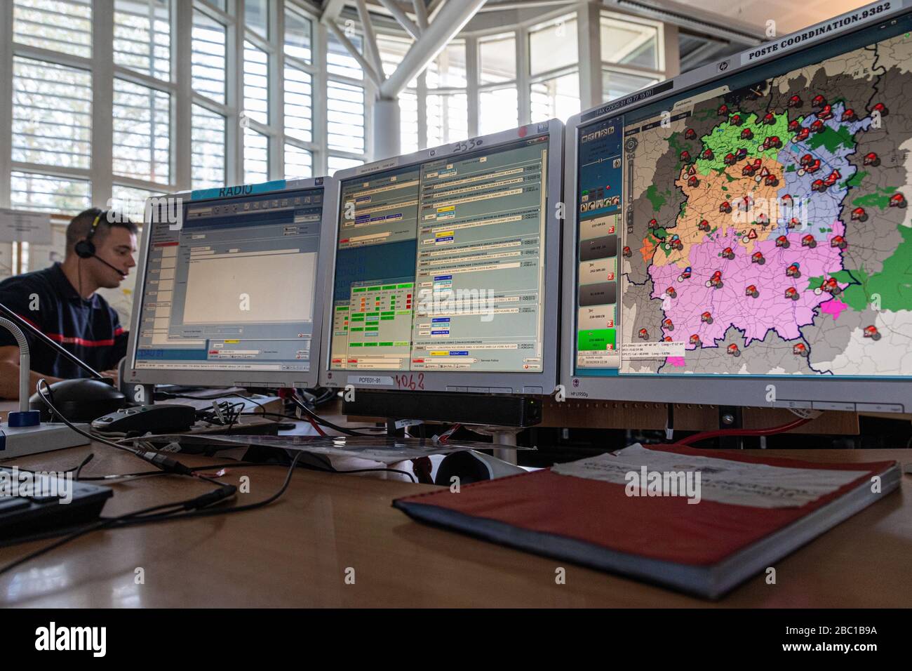 EMERGENCY CALL OPERATOR, CDAU, DEPARTMENTAL EMERGENCY CALL CENTER ...