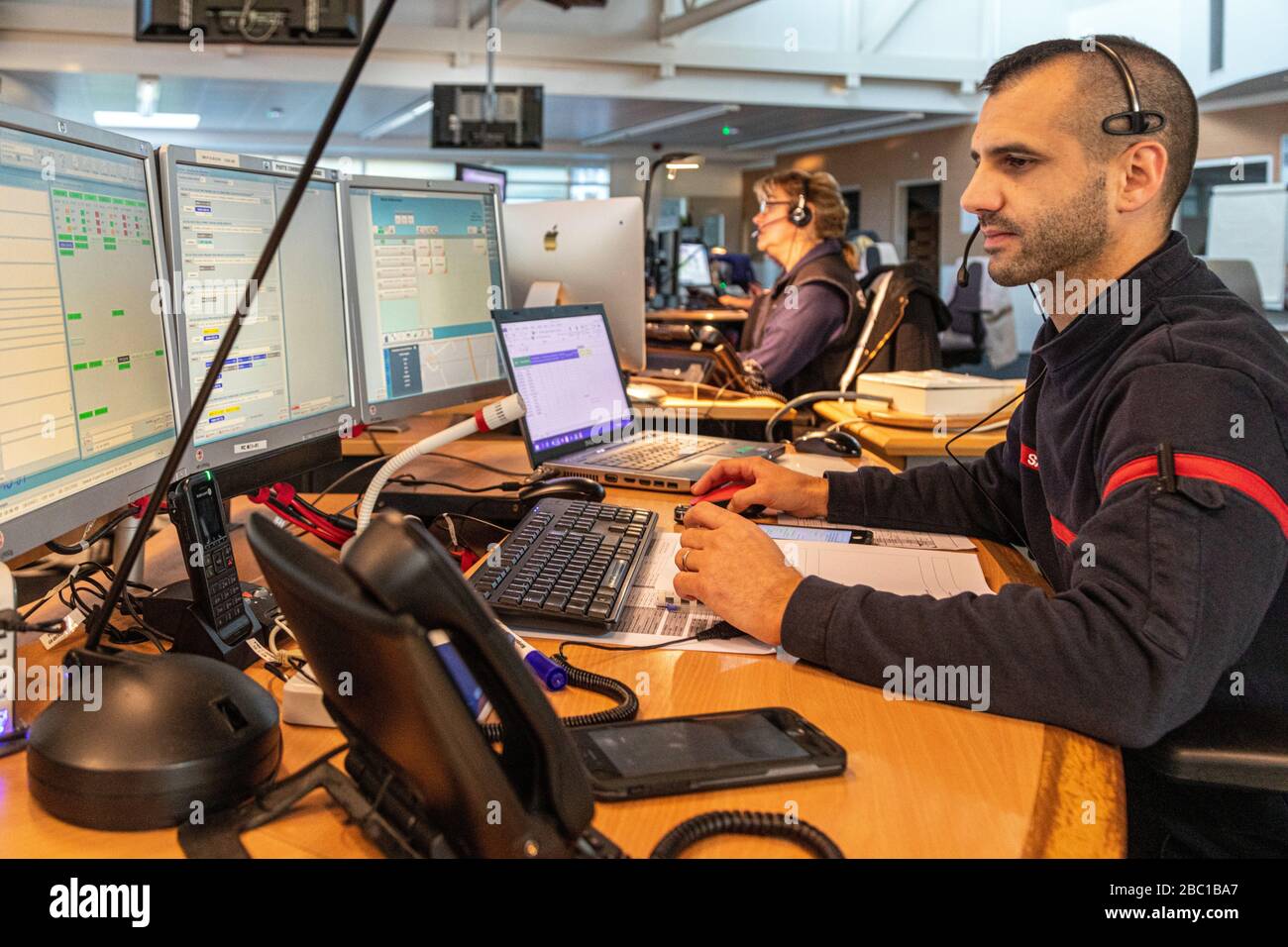 MONITORING BY A HEALTH AND RESCUE SERVICES NURSE AT THE EMERGENCY CALL ...