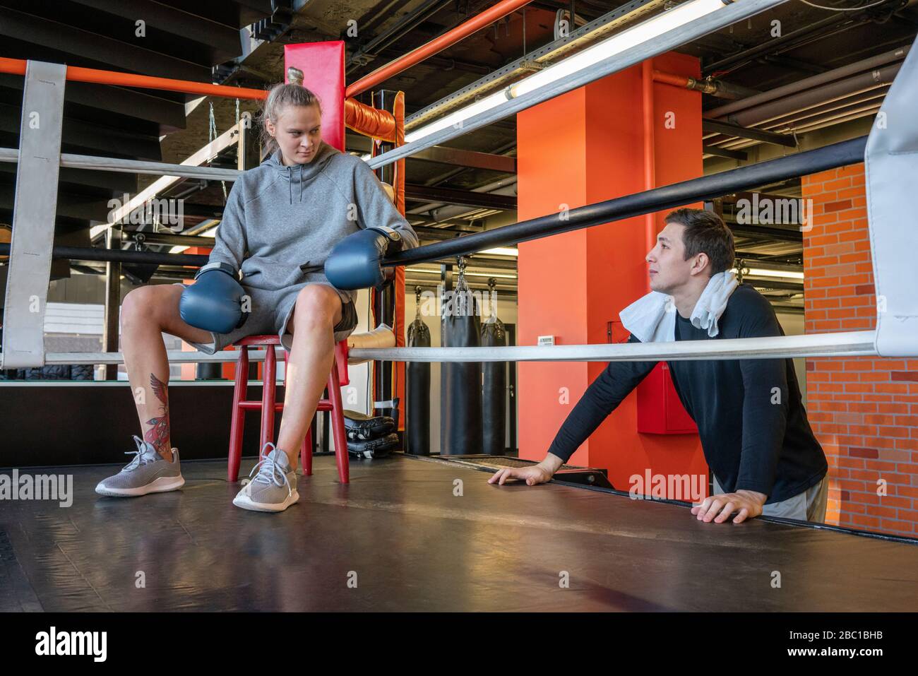 Female Boxing Sports Coach at Sara Huff blog