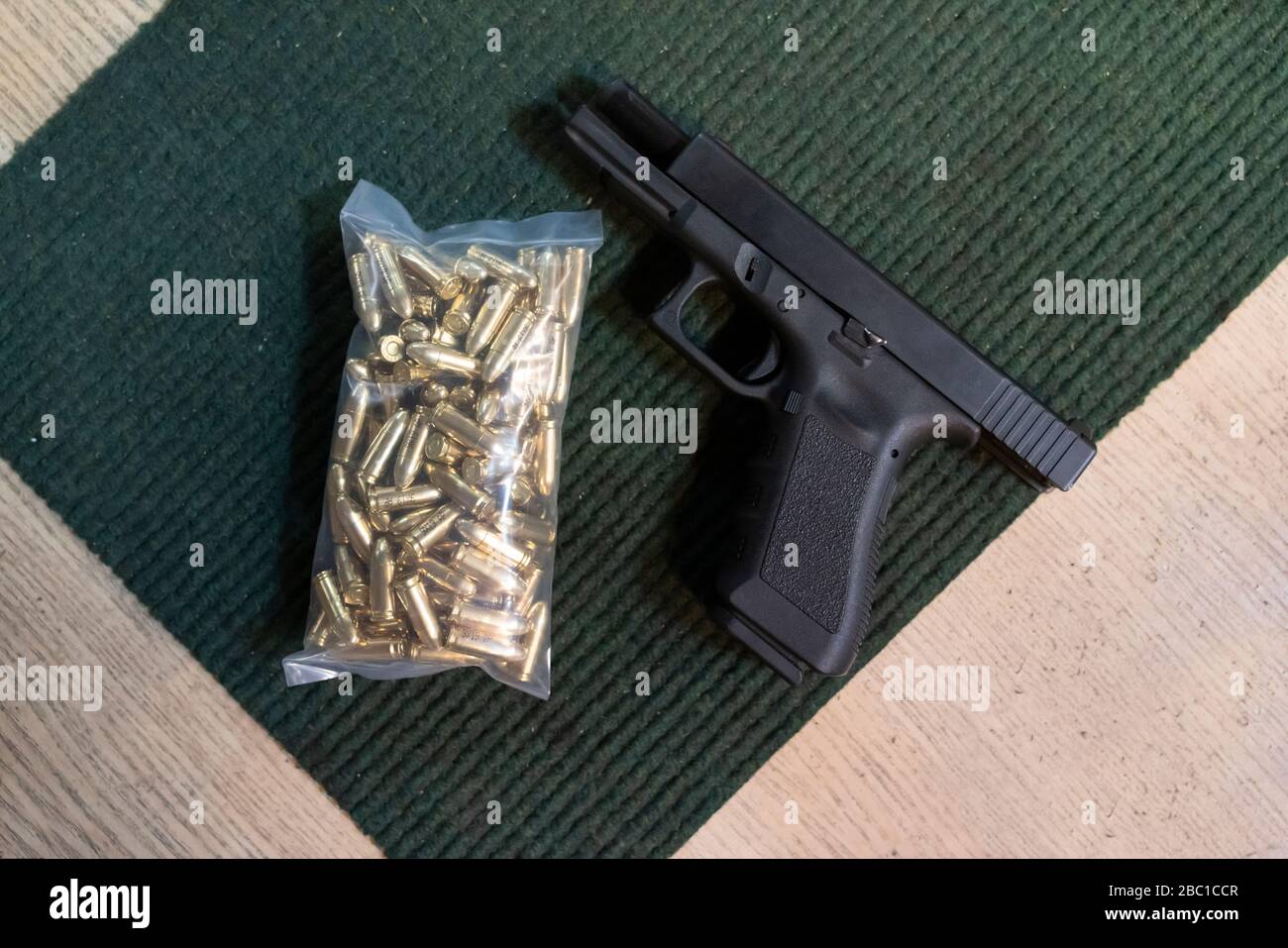 Pistol range hi-res stock photography and images - Alamy