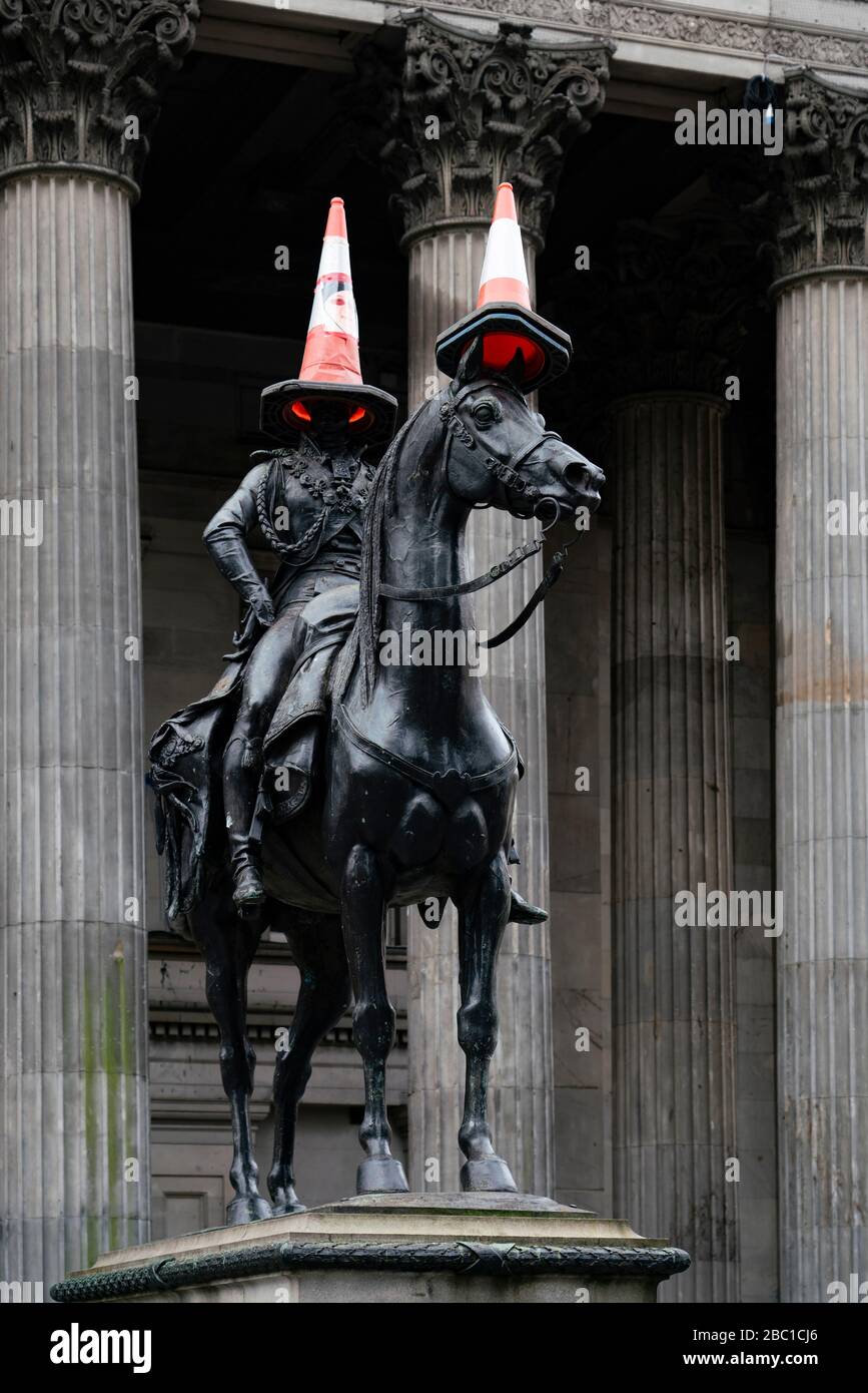 Statue of Duke of Wellington wearing his usual traffic cones in Royal ...