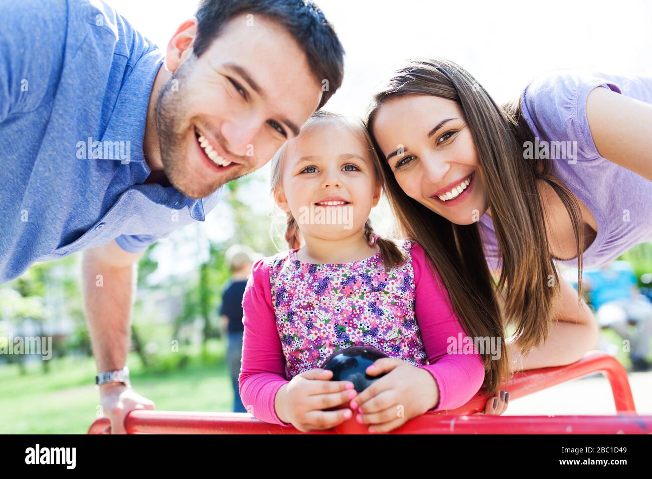 Family having fun outdoors hi-res stock photography and images - Alamy