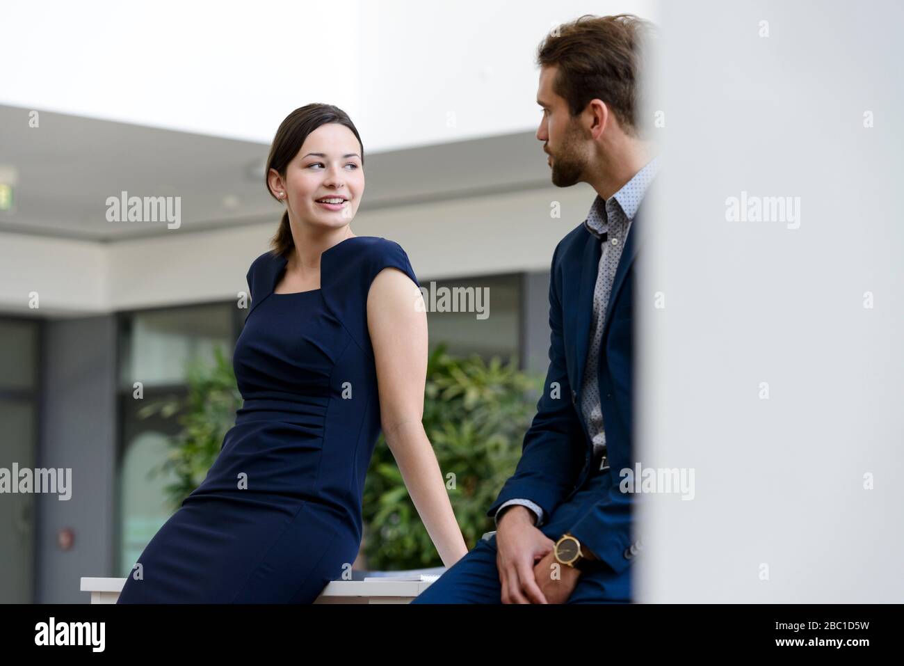 Meeting break talking hi-res stock photography and images - Alamy