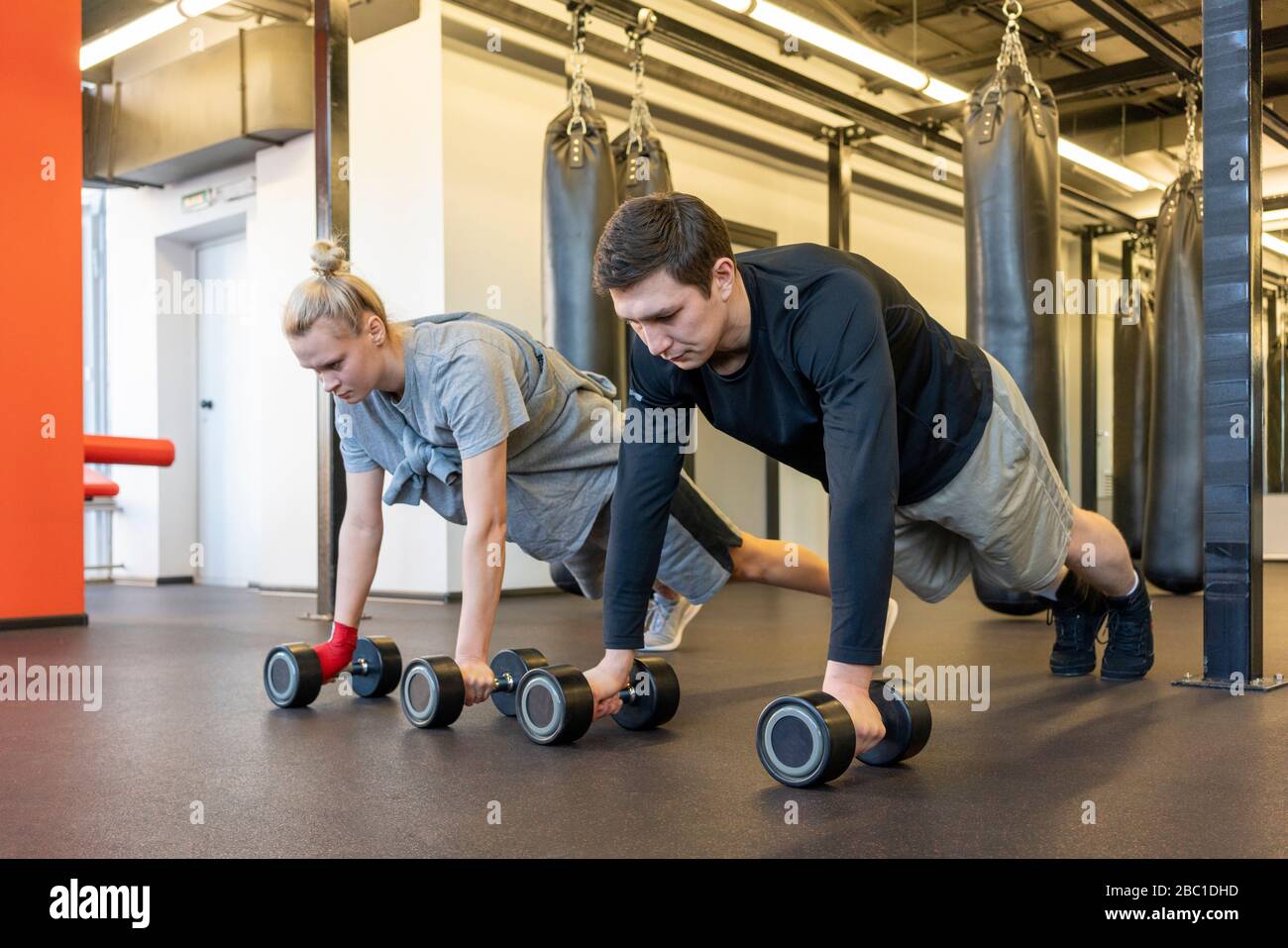 Muscle man woman hi-res stock photography and images - Alamy