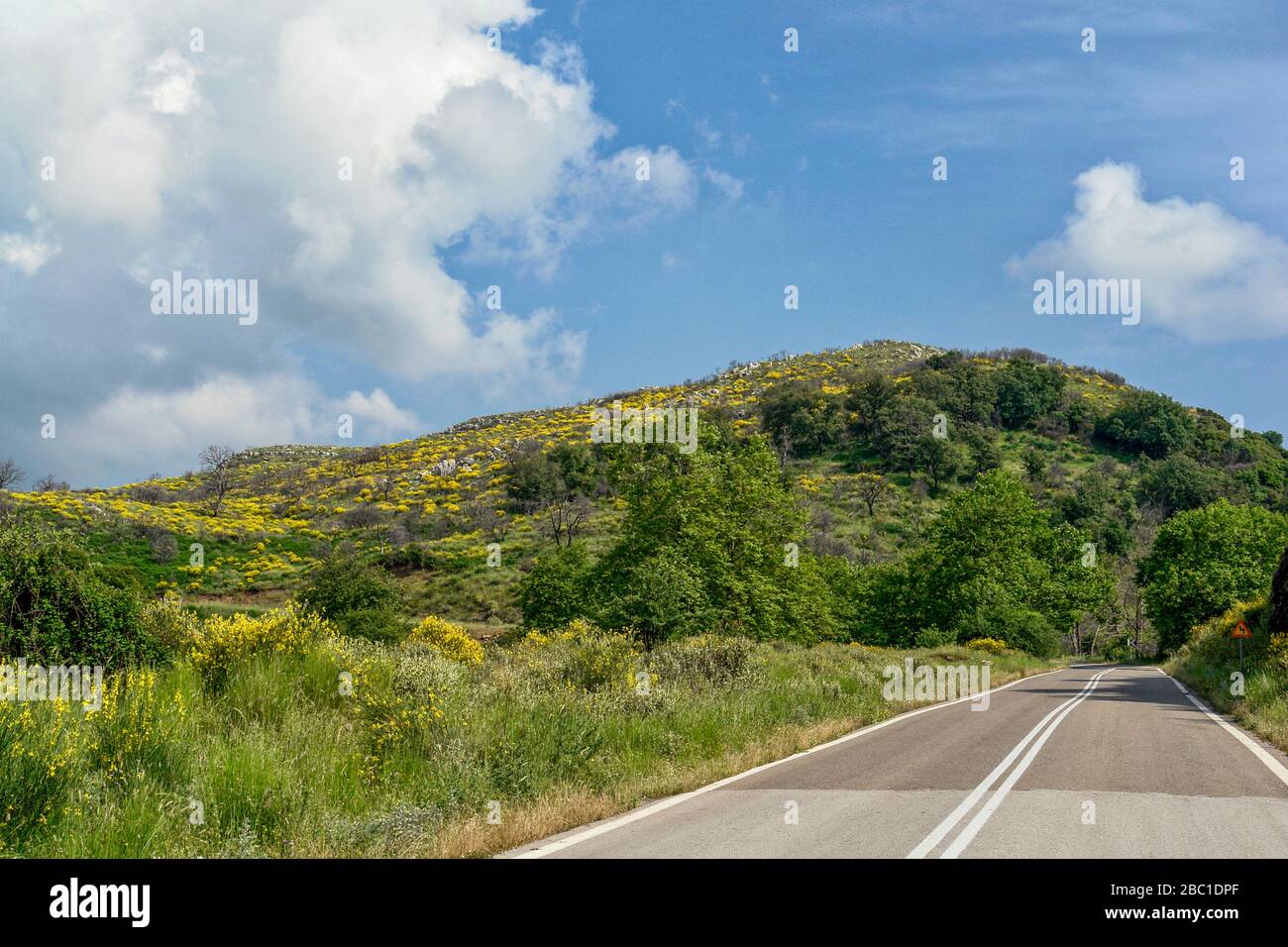 Highway road in peloponnese greece hi-res stock photography and images ...