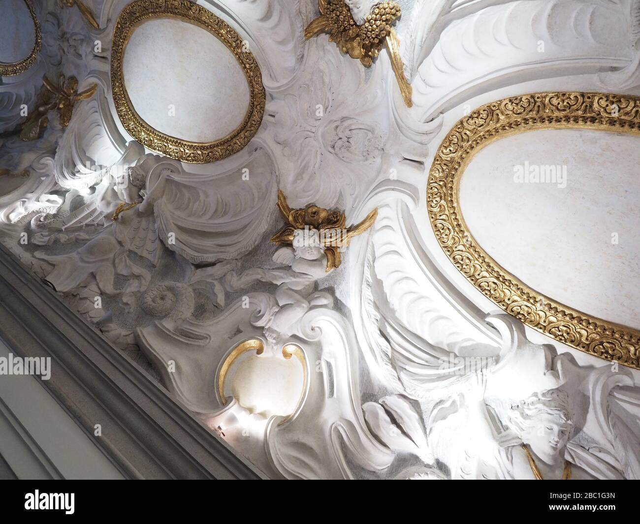Great staircase, Scuola Grande dei Carmini, school of devotion and ...