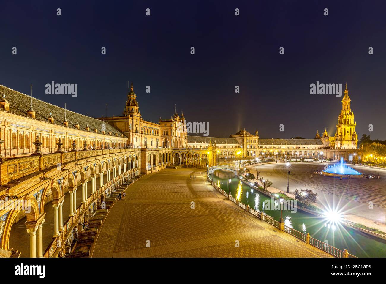 Night photography in spain hi-res stock photography and images - Alamy