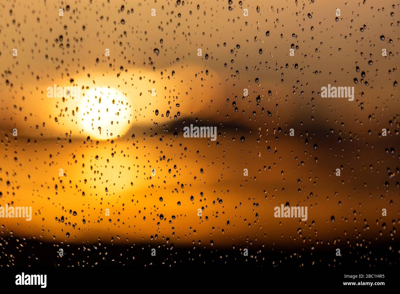 Water window sunset hi-res stock photography and images - Alamy