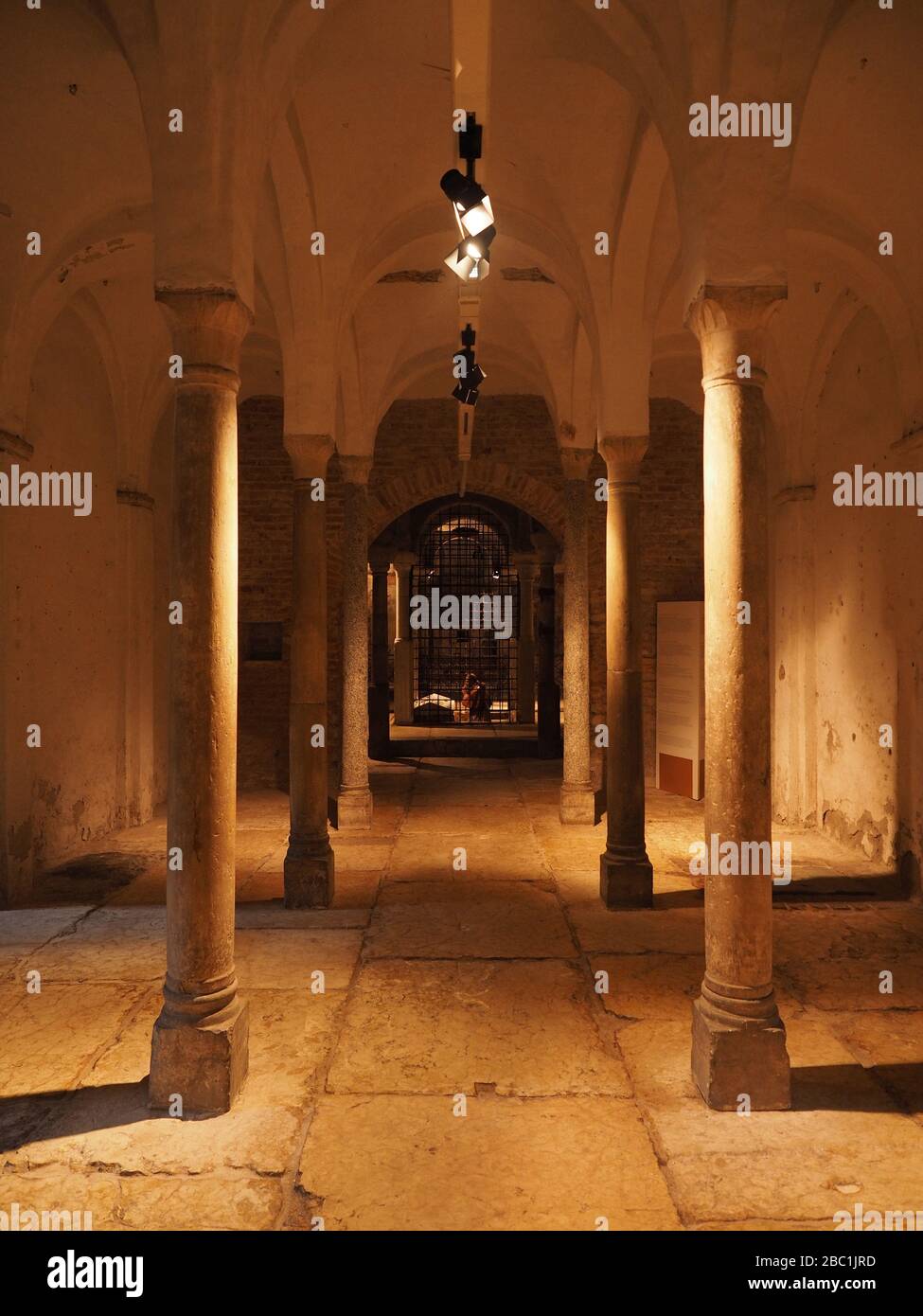 Cripta di san sepolcro hi-res stock photography and images - Alamy