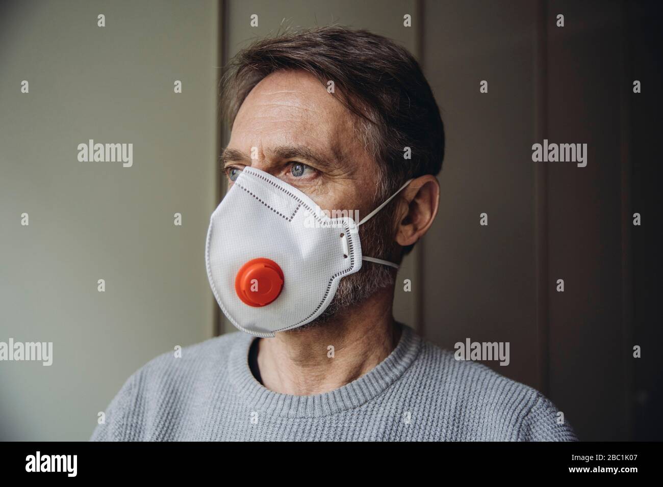 Mature man worry worried hi-res stock photography and images - Alamy