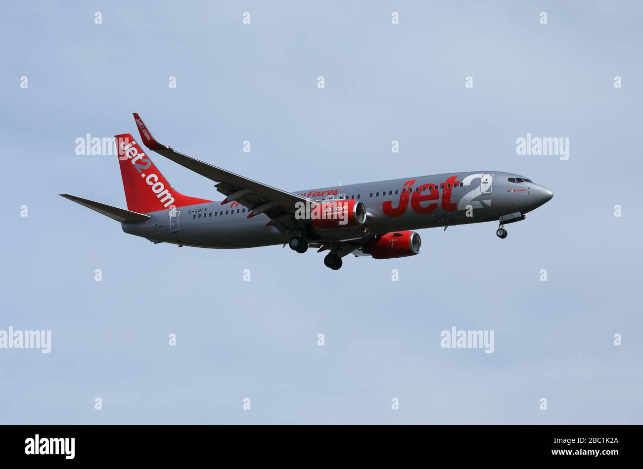 Side view 737 hi-res stock photography and images - Alamy