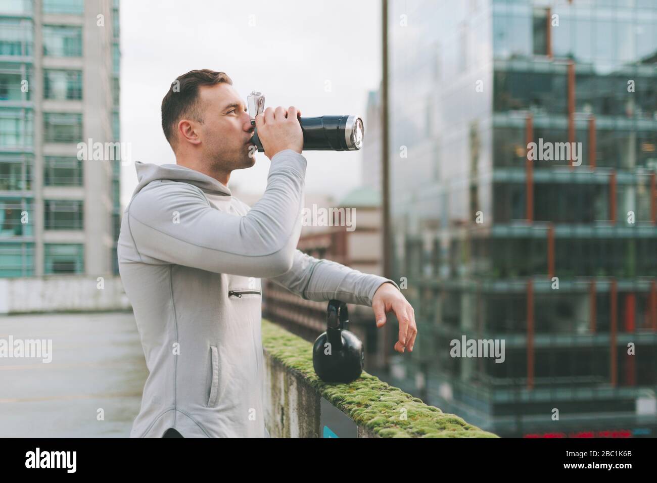 Man working deck hi-res stock photography and images - Alamy