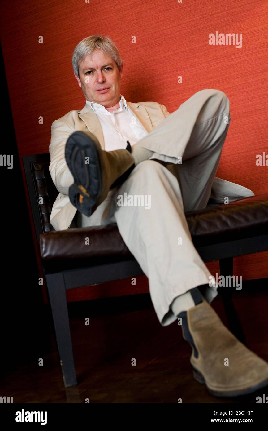 Jonathan coe hi-res stock photography and images - Alamy