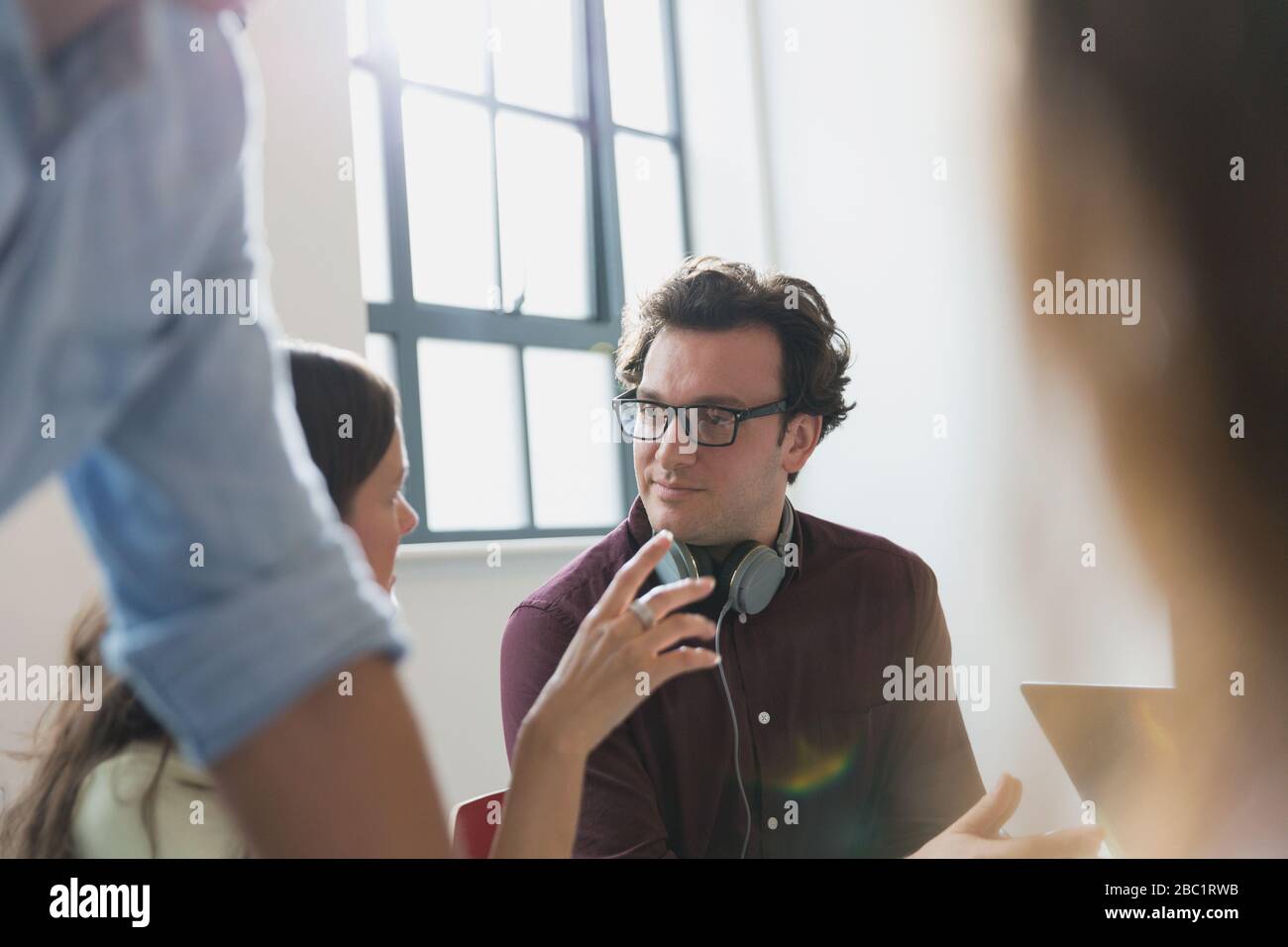 Two men talking in a room hi-res stock photography and images - Alamy