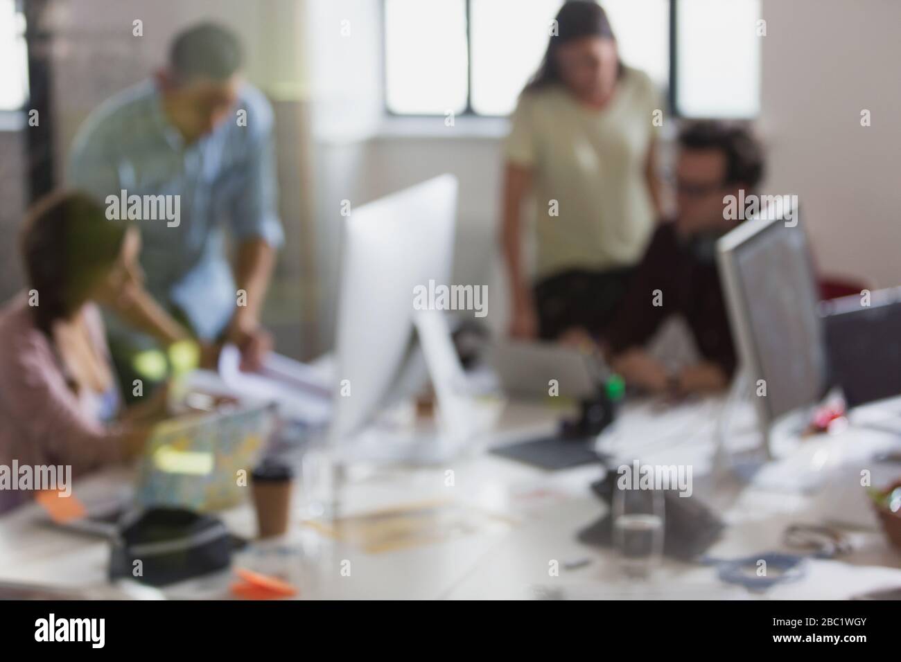 Open plan work office hi-res stock photography and images - Alamy