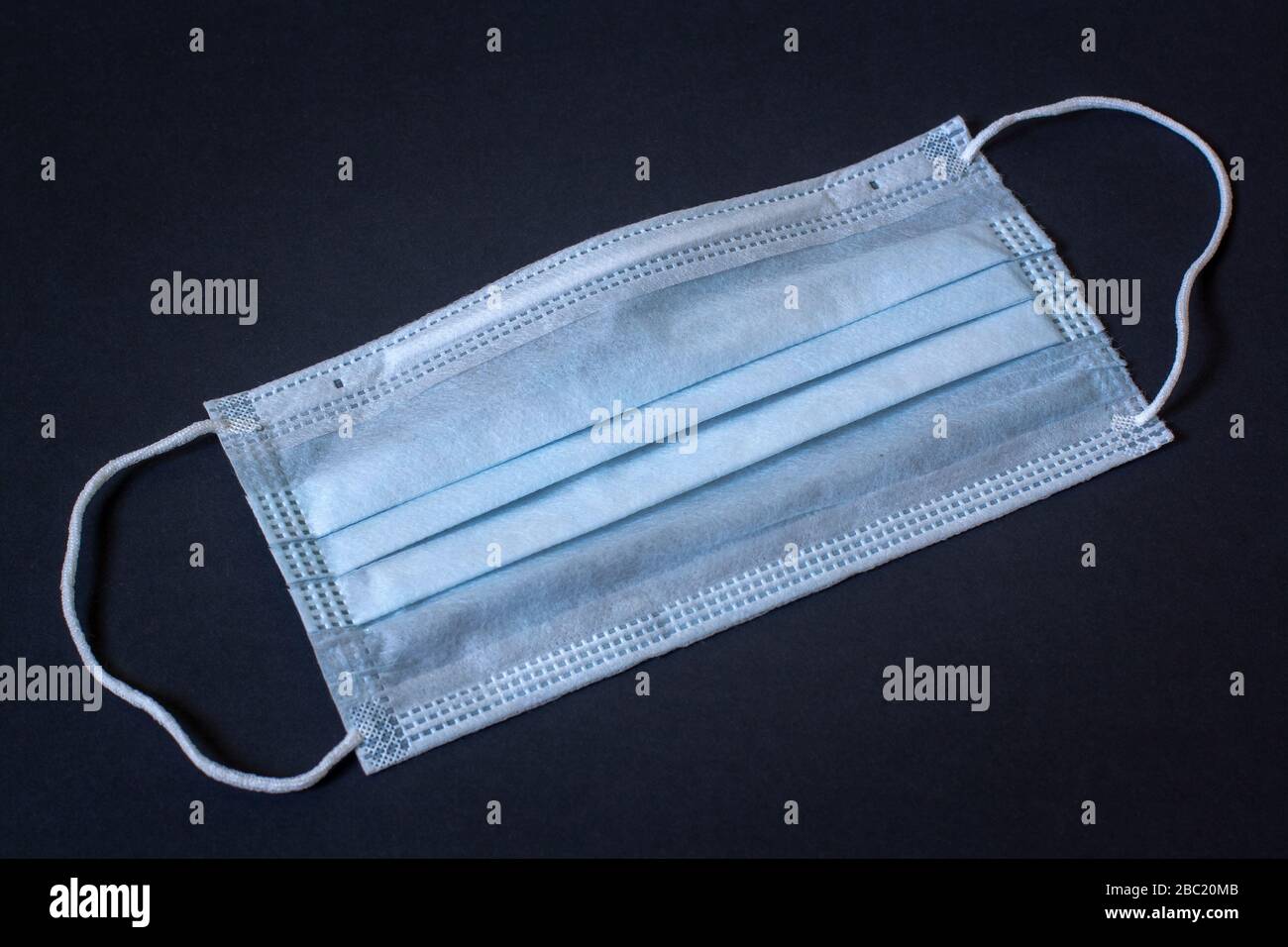 Medical face mask to protect against respiratory diseases and viruses ...