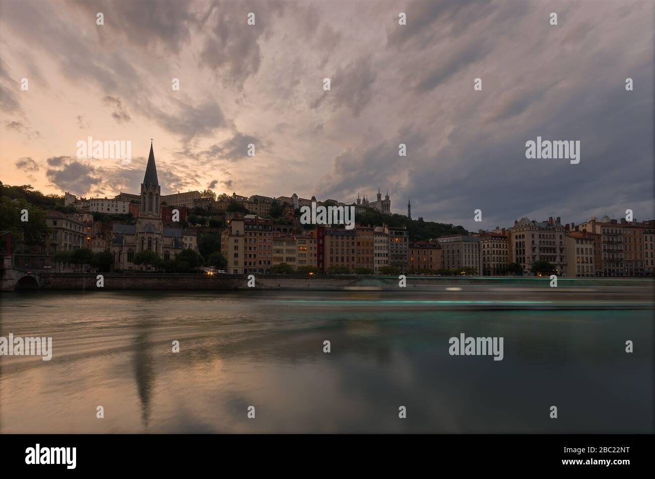 Sea sunset golden hour blue sky tourist hi-res stock photography and ...