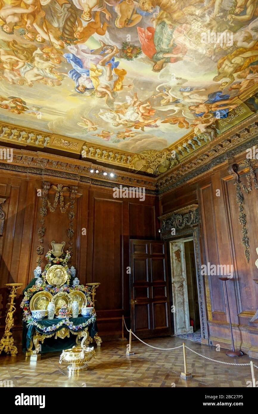 Great Chamber, Chatsworth House - Derbyshire, England Stock Photo - Alamy