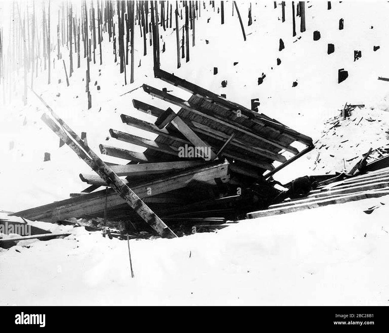 Great Northern Railroad, Wellington disaster; cabin where four laborers ...