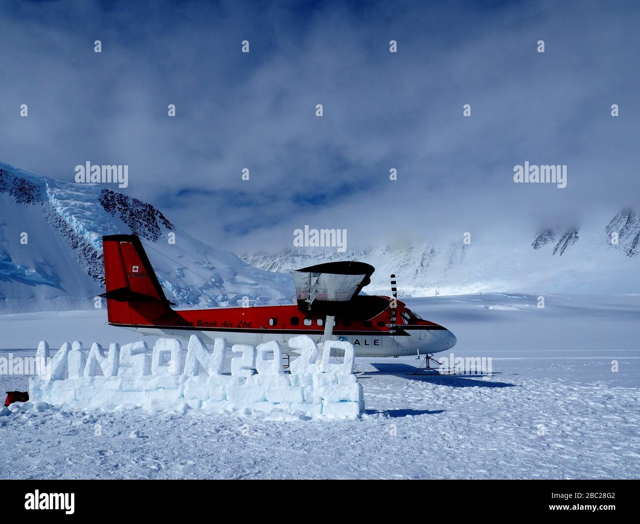 Antarctica - Union Glacier, Vinson base camp, the South Pole, planes ...