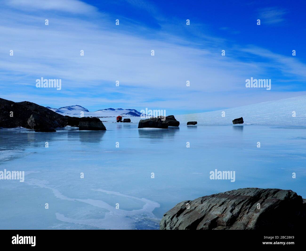 Antarctica - Union Glacier, Vinson base camp, the South Pole, planes ...