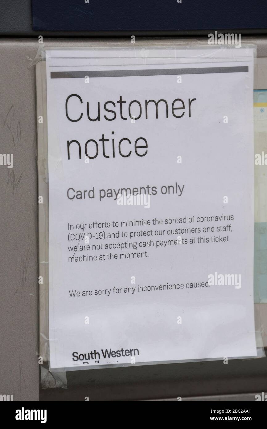 Cash only sign hi-res stock photography and images - Alamy