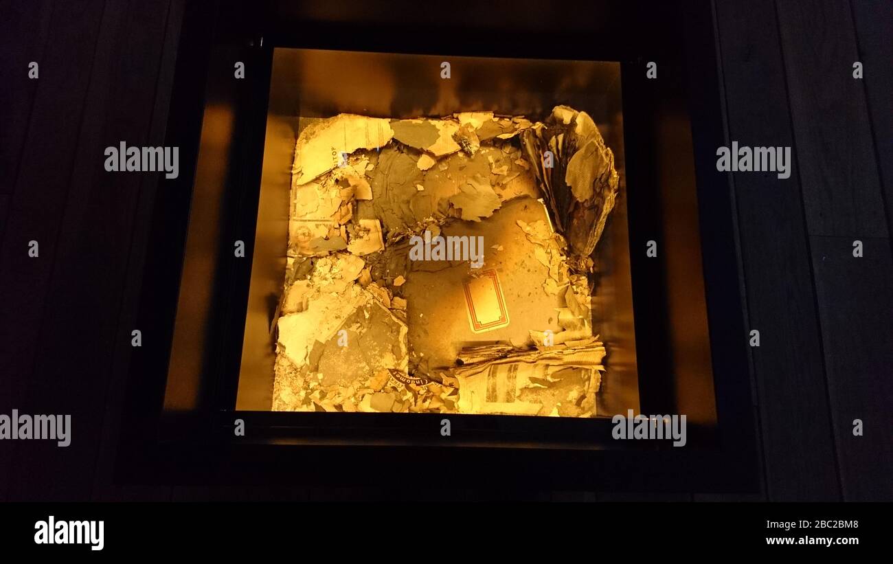 Old documents museum history hi-res stock photography and images - Alamy