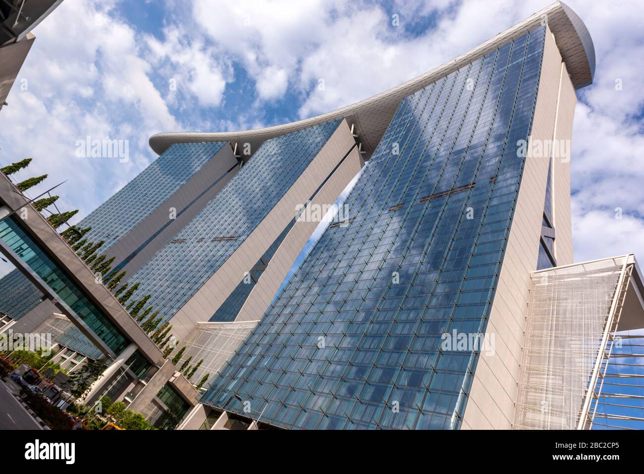 Marina Bay Sands view from Bayfront Avenue, Singapore Stock Photo - Alamy