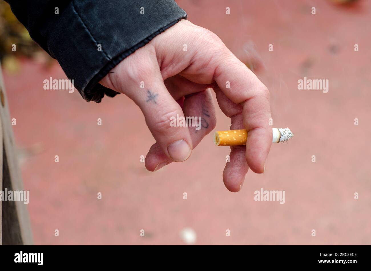 Smoking Cigarette, Cigarette, Tobacco, Smoke Stock Photo - Alamy