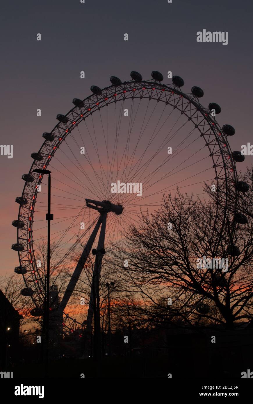 Sunset at London Eye (Millenium Wheel), South Bank, London Borough of ...