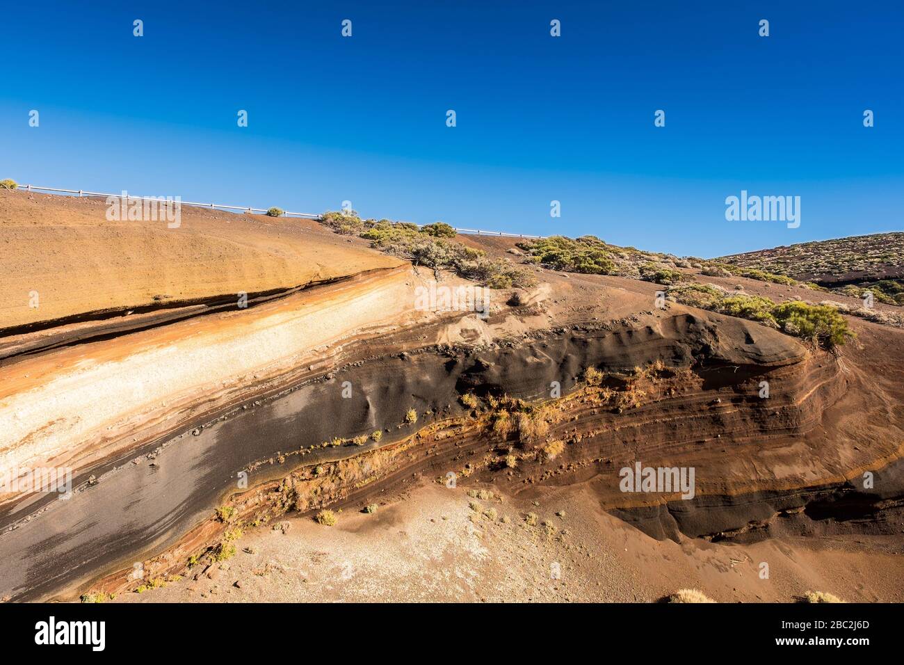 Mirador la Tarta , The Cake, volcanic texture with layers of basalt and white pumis from ...