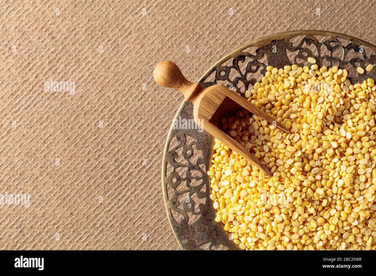 Raw uncooked lentils (lens culinaris). Top view with copy space Stock ...