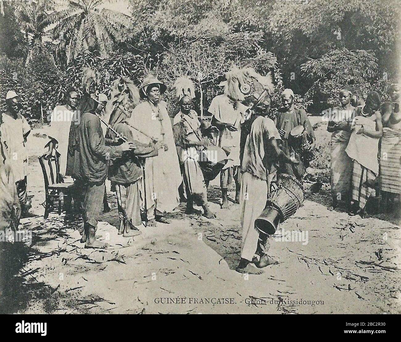 Griots du Kissidougou (Guinée) (cropped Stock Photo - Alamy