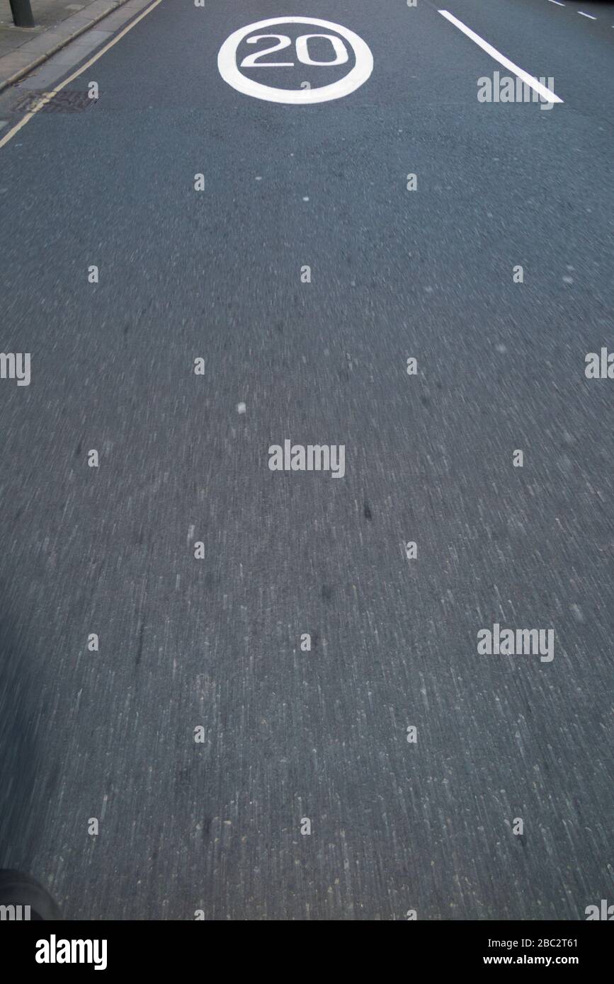 Slow marking tarmac hi-res stock photography and images - Alamy