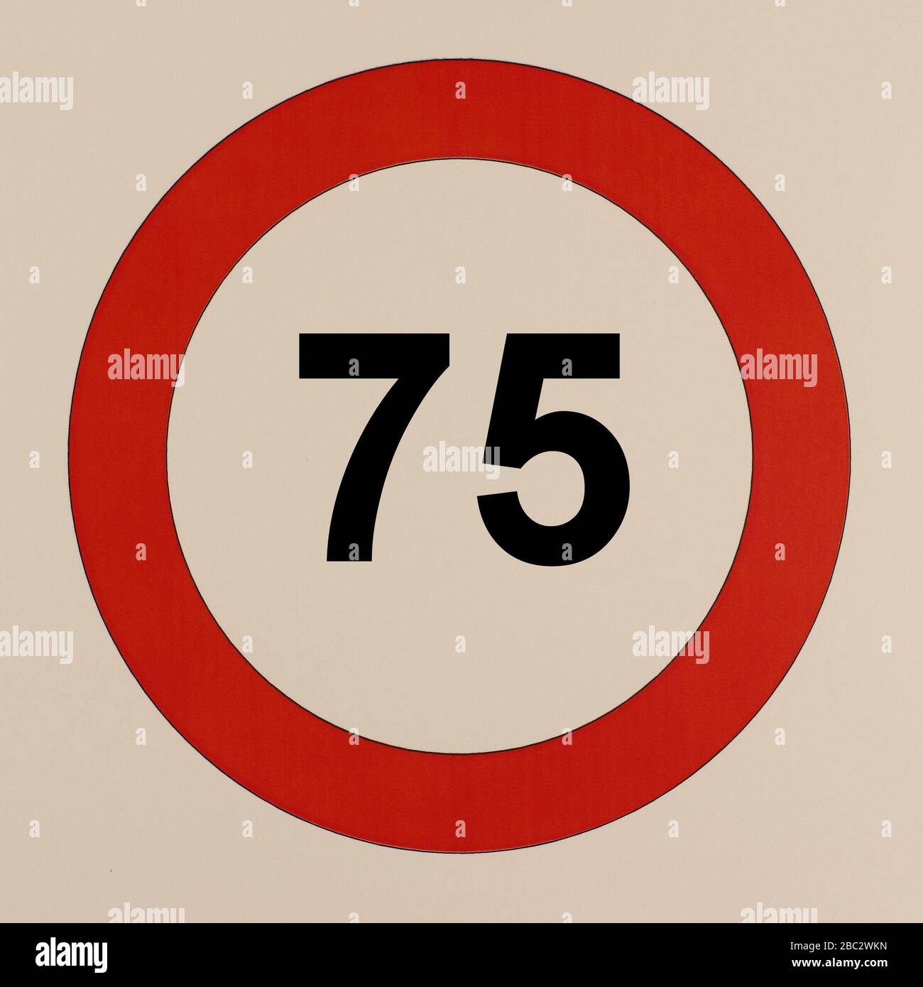 Illustration des Straßenverkehrszeichens "Höchstgeschwindigkeit 75 ...